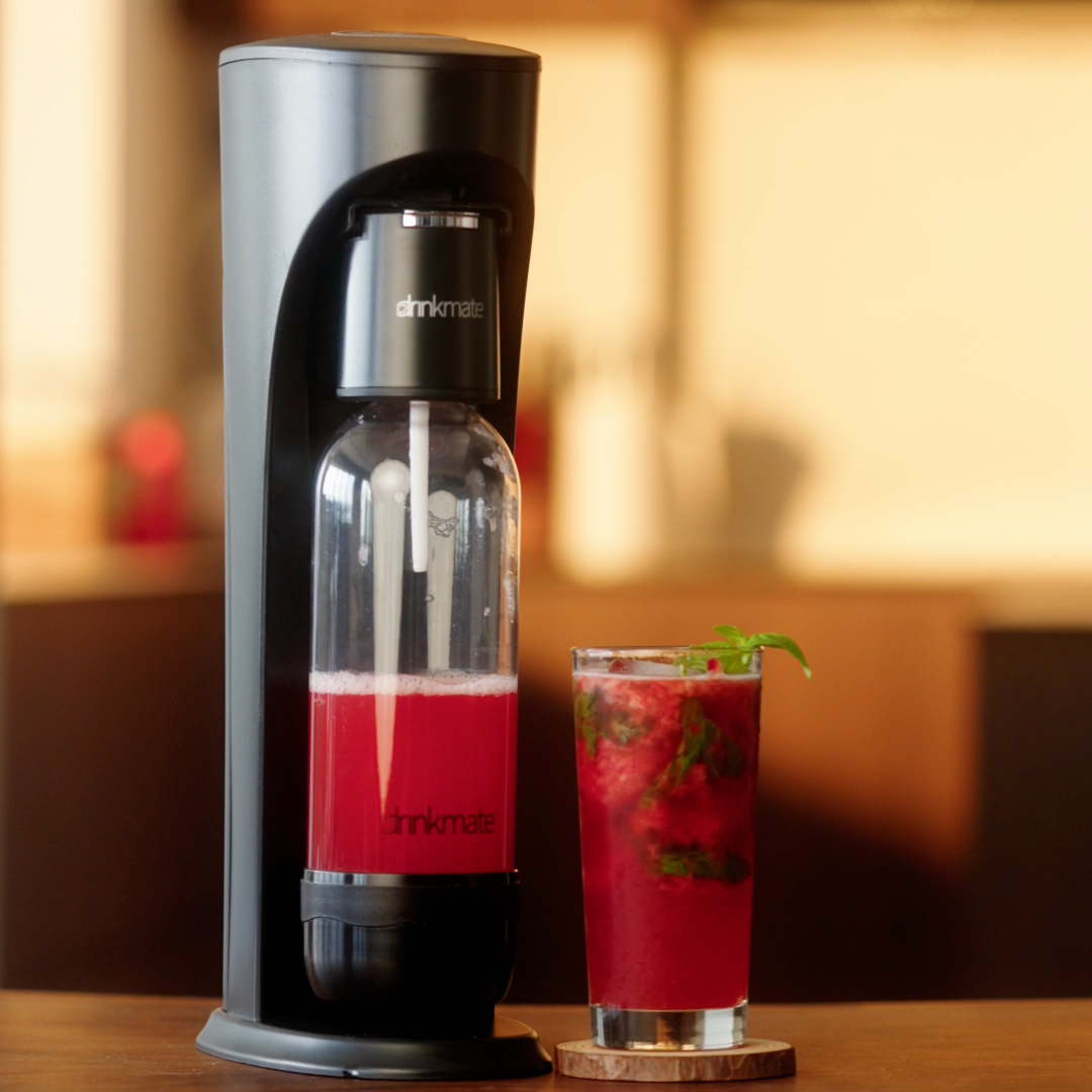 Strawberry Basil Smash - Homemade Series #1 – Drinkmate Singapore